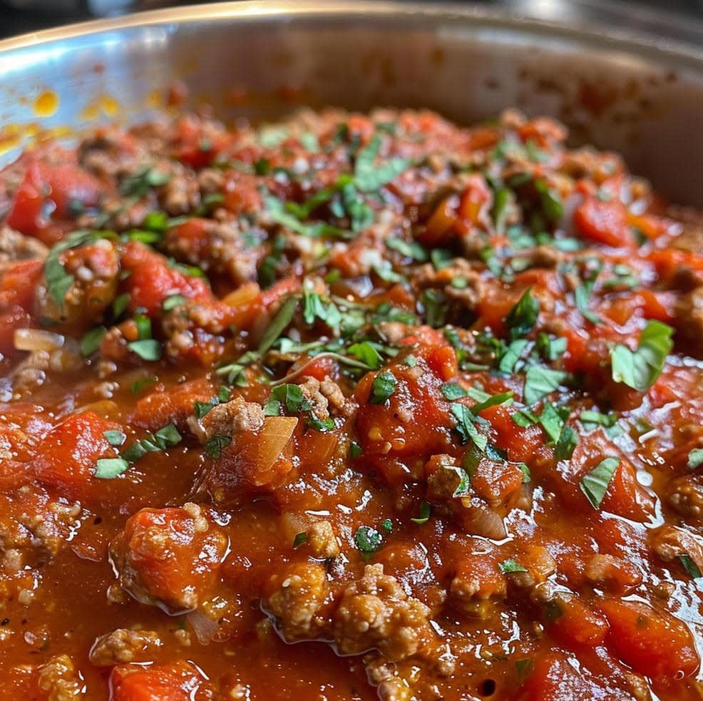 How to Make Olive Garden’s Three Meat Sauce: A Complete Guide