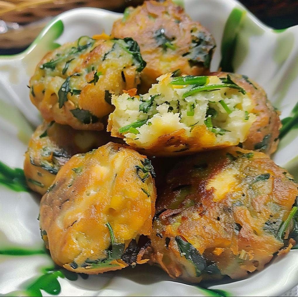 Crispy Spinach and Cheese Fritters Recipe: Easy and Nutritious