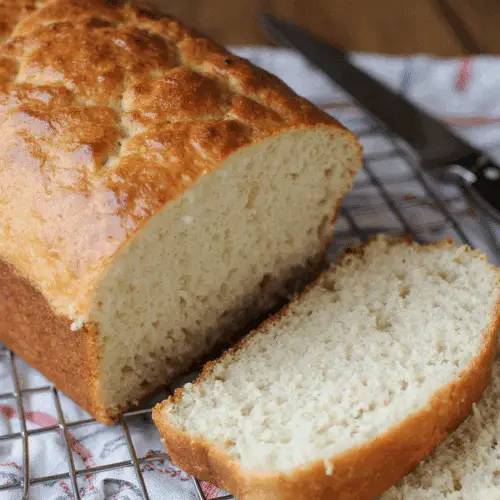 Easy Homemade White Bread Recipe – Soft and Fluffy